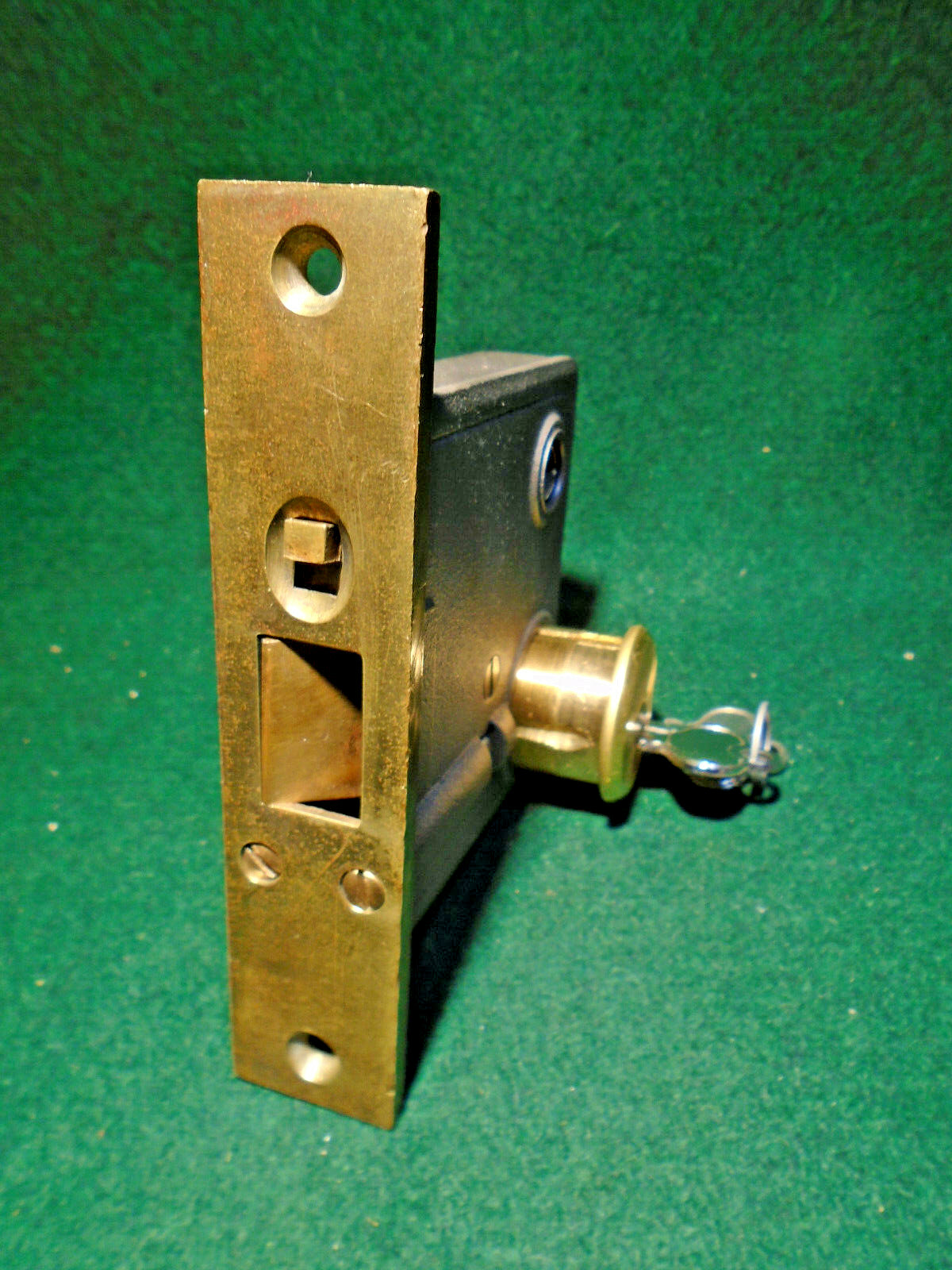 ONE VINTAGE RUSSWIN 1294 MORTISE LOCK w/CYLINDER & KEYS 5 1/8" BRASS ...