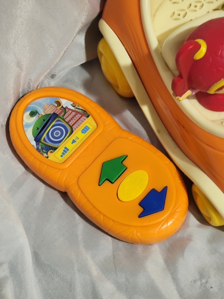 Mattel Team Umizoomi UmiCar Come & Get Us Counting RC Car Remote ...