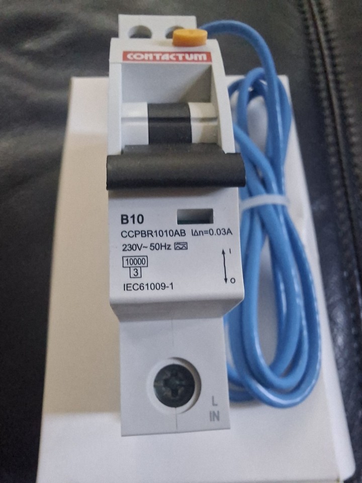 Contactum RCBO 10A Current Rating 1P Poles 30mA Trip Sensitivity Type B ...