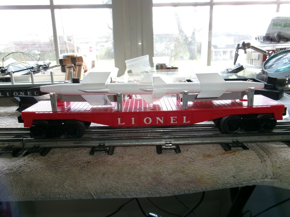 Rare Un-numbered PostWar Lionel No. 6823 Flatcar with 2 IRBM Missiles ...