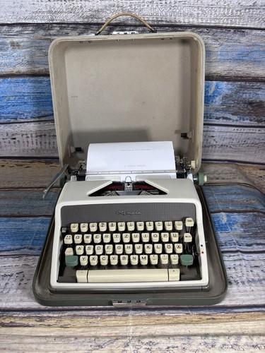 Olympia DeLuxe SM7 Portable Manual Typewriter 1963 ~ Pica Typeface | eBay
