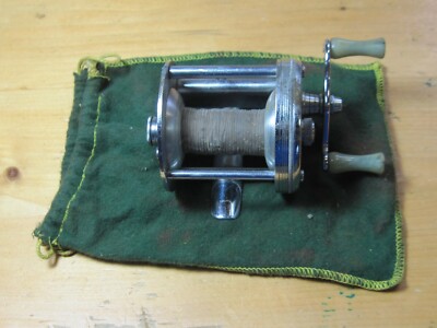 Casting Reels - Bronson Lashless