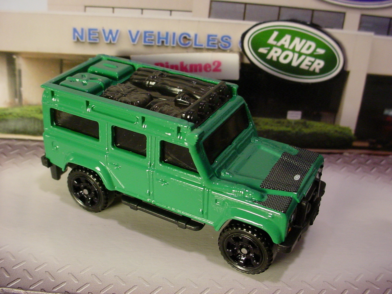 2017 Matchbox LAND ROVER DEFENDER 110 1997☆green; black hub☆Loose ...