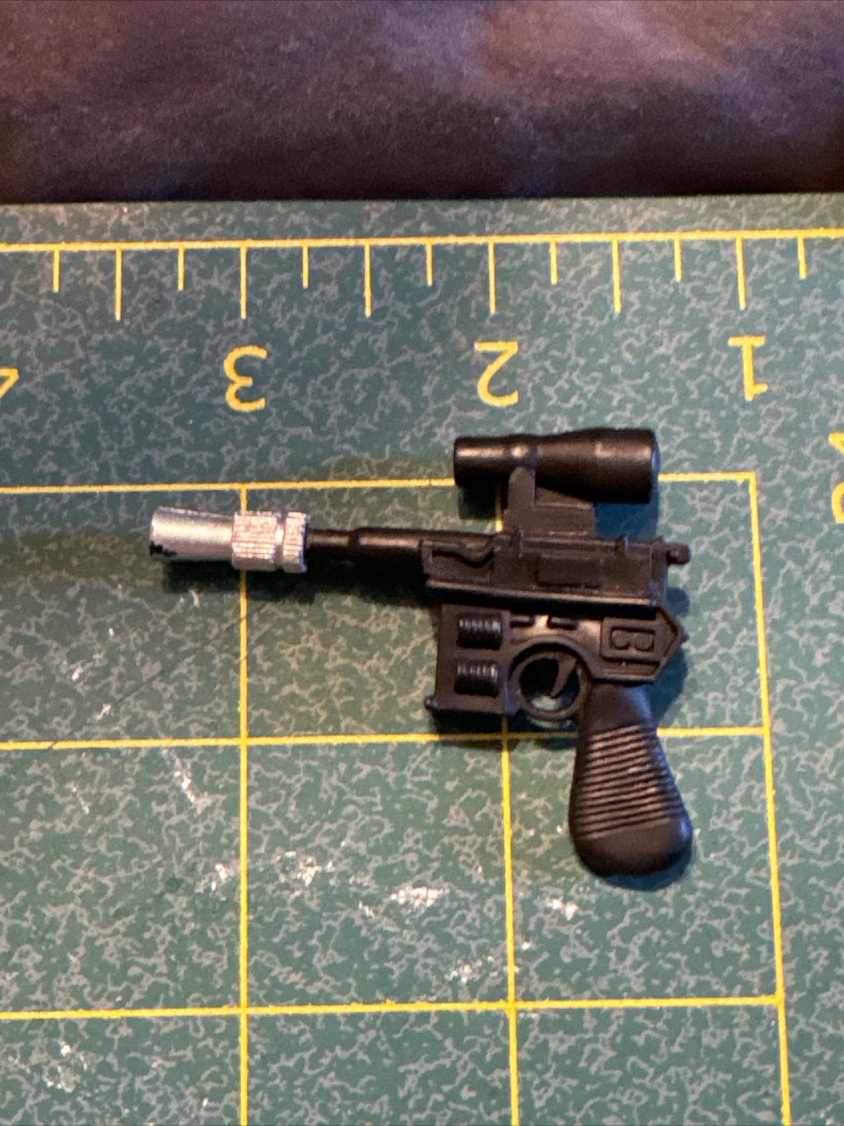 Hasbro 1/6 Scale STAR WARS Han Solo Gun Blaster Revolver For Sideshow ...