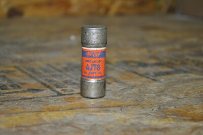 LOT OF 4 GOULD SHAWMUT AMP TRAP AJT8 TIME DELAY FUSE 8 AMP 600 VOLT ...
