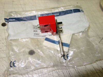 Telemecanique XCS Z03 Flexible Key-Tongue * NEW | eBay