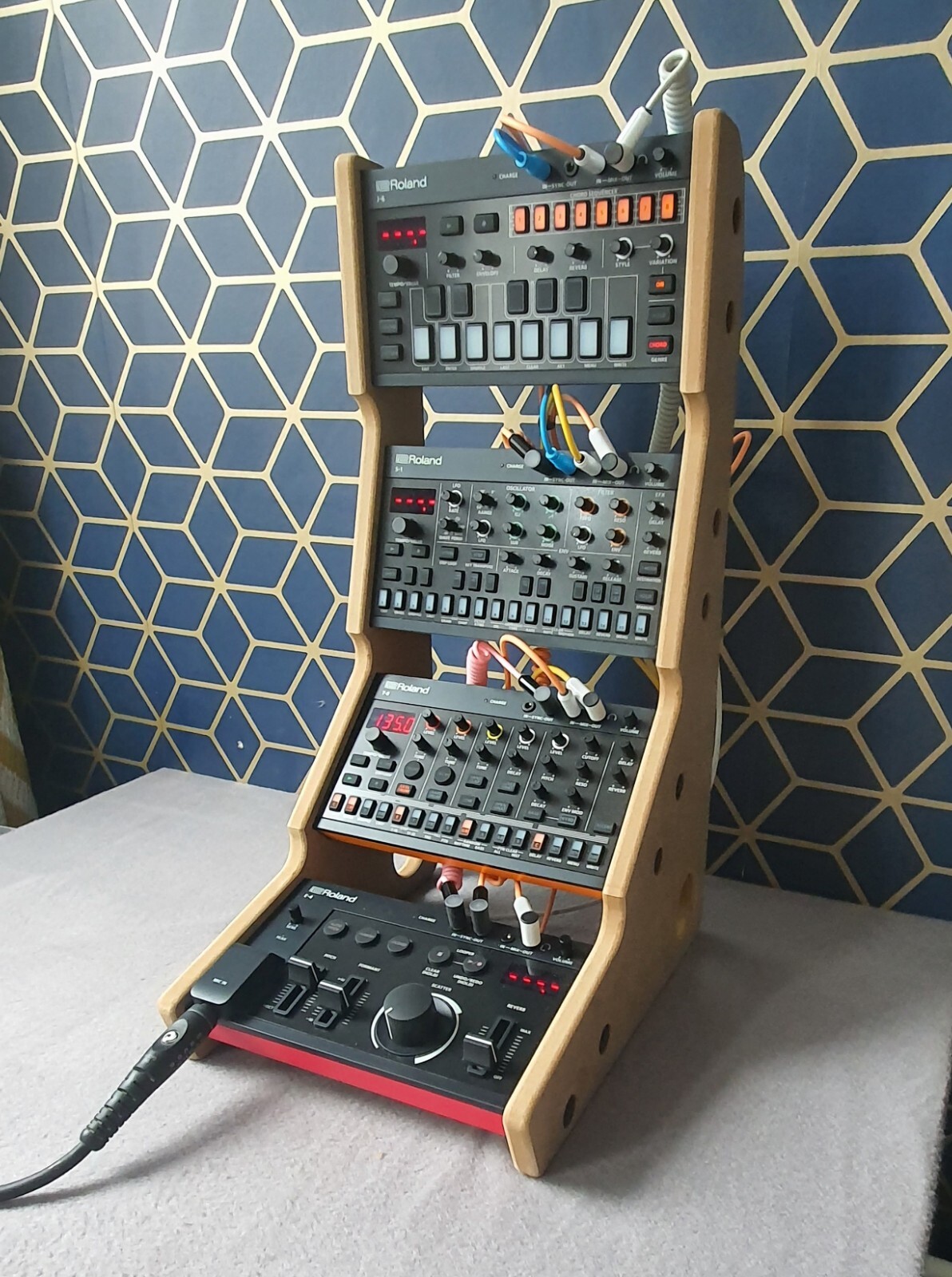 Roland Aira Compact S1 J6 T8 E4 - MDF QUAD Stand from Synths And Wood ...