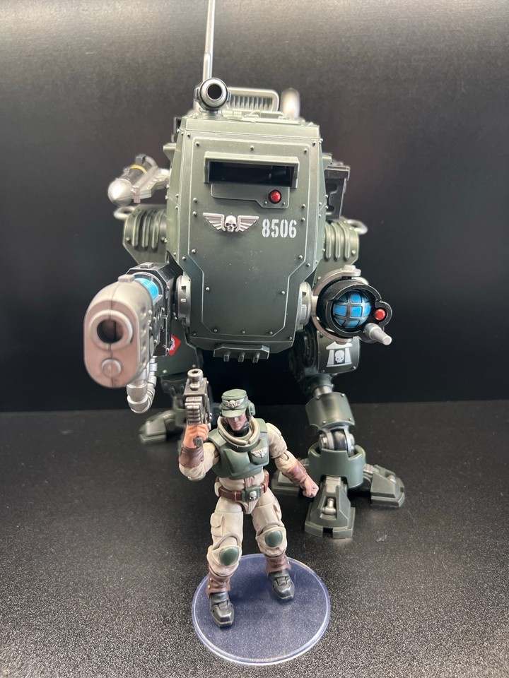 Joytoy Warhammer 40K Imperial Guard Sentinel Walker w/ Pilot Figure ...
