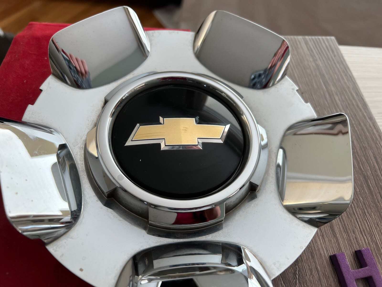 #H 1) 2009-13 Chevrolet Tahoe Silverado Avalanche Chrome OEM Center Cap ...