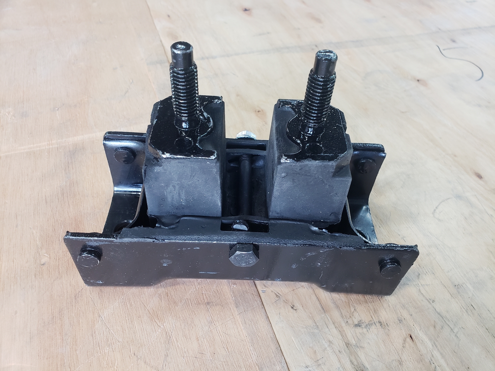 3317 Rear Trans. Mount 1PC Fits Ford F-250, F-350 Super Duty 24-11 LC3Z ...