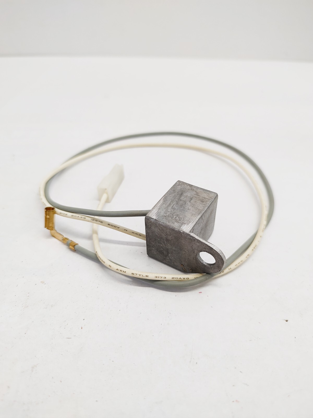 Briggs & Stratton 698611 Oil Sensor Module Replaces 697939 for sale ...
