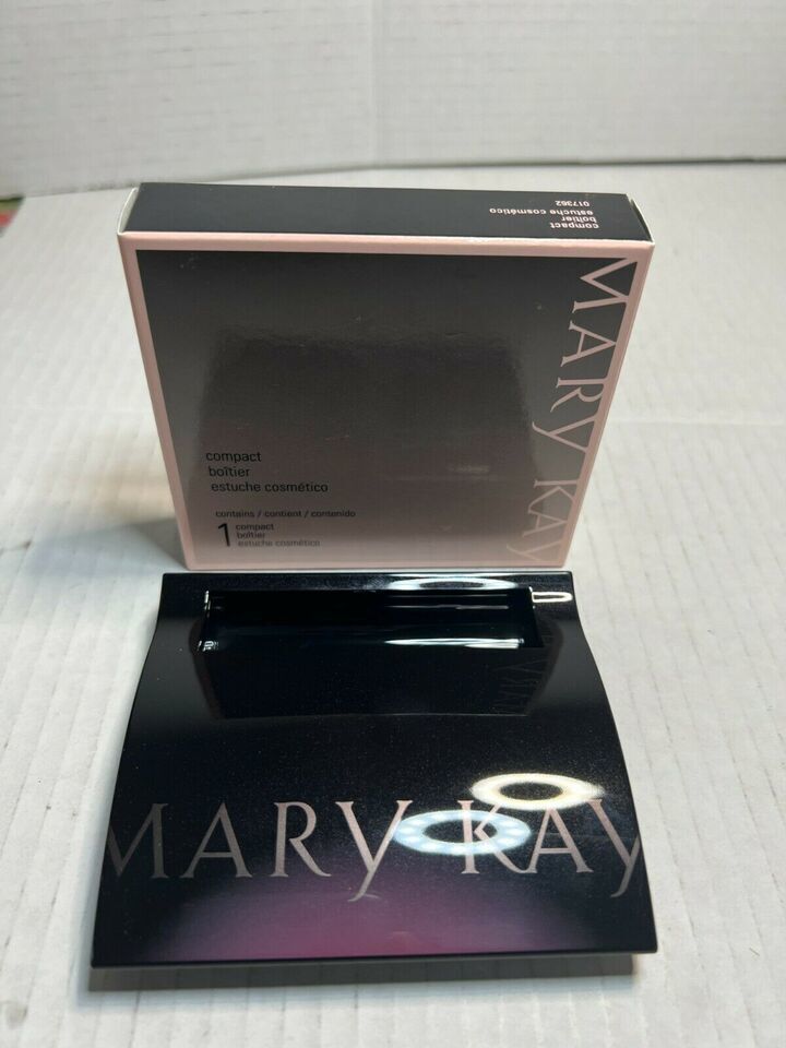 Mary Kay Refillable Magnetic black Mirrored Compact Boltier - 017362 ...