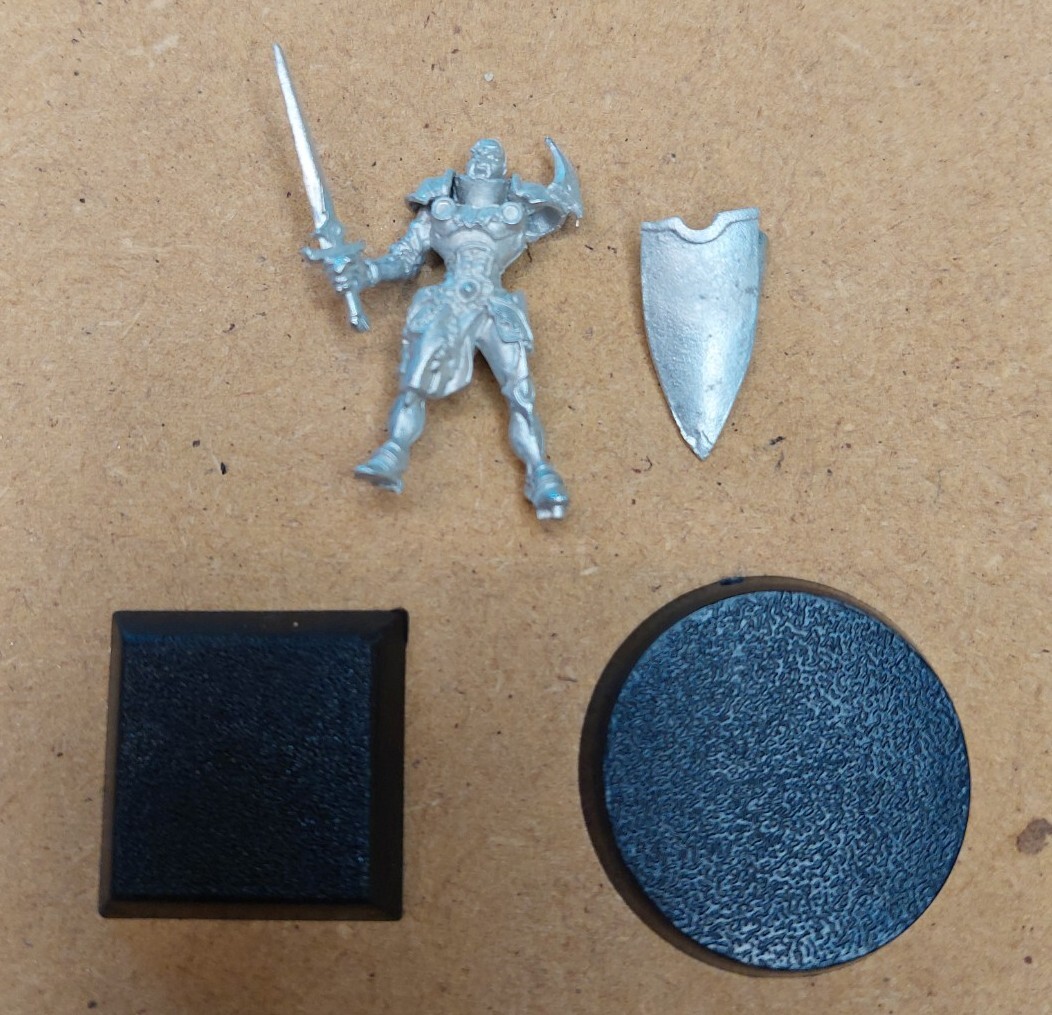 METAL Confrontation Age of Ragnarok Griffin Hero Abel - Low Production ...