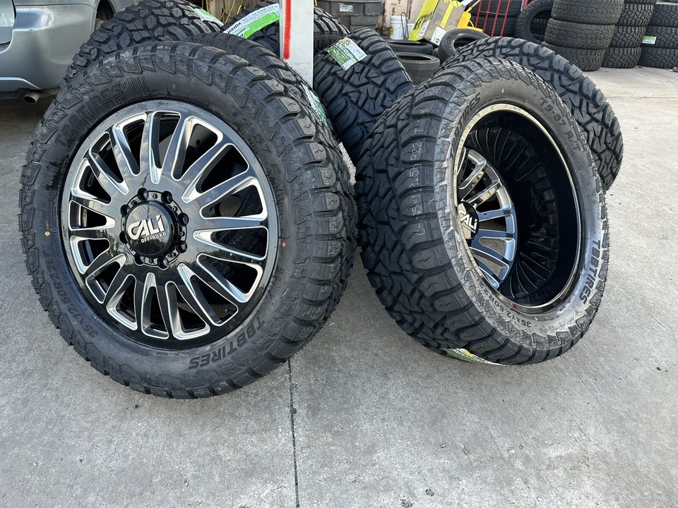 6 22" Cali Summit Dually Wheel 35125022 | RAM 3500 | 8x165.1 | Black ...