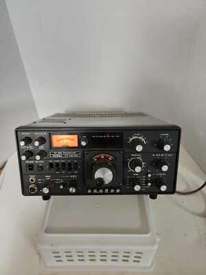 Yaesu FT-101ZD Transceiver-For parts or restoration -Pls read ...