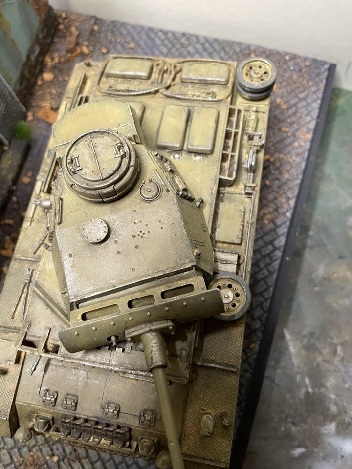 model tanks 1/35 scale built Panzer 3 | eBay UK