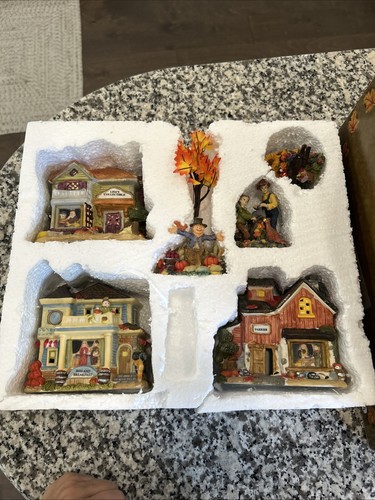 8 Piece Fall Village Porcelain Lighted House Set Autumn Halloween ...