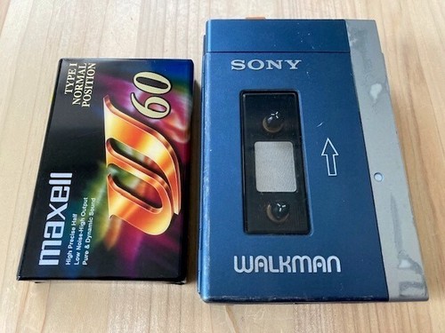 SONY WALKMAN TPS-L2 First generation Walkman High sound quality ...