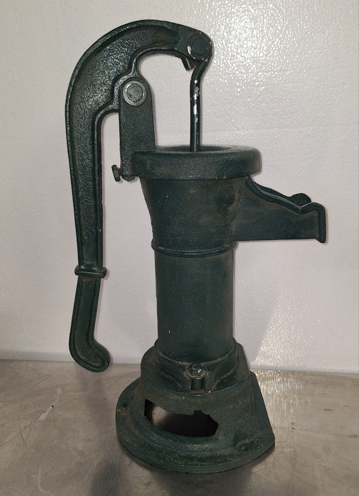 Vintage Cast Iron Pitcher Water Pump Green Finish Signed HARVARD AGI | eBay