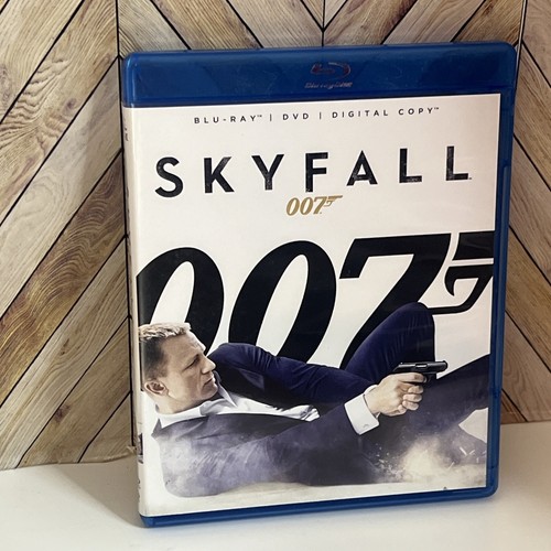 Skyfall (Blu-ray/DVD, 2013, 2-Disc Set, Includes Digital Copy UltraViolet) 883904285410 | eBay