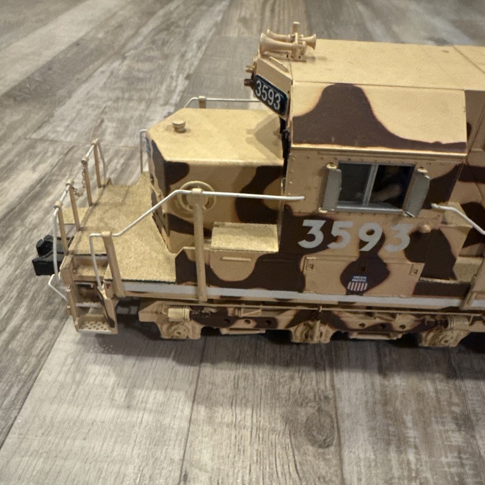 Mth Union Pacific (Desert Storm) #3593 SD40-2 Diesel Engine w/ Proto 2 ...
