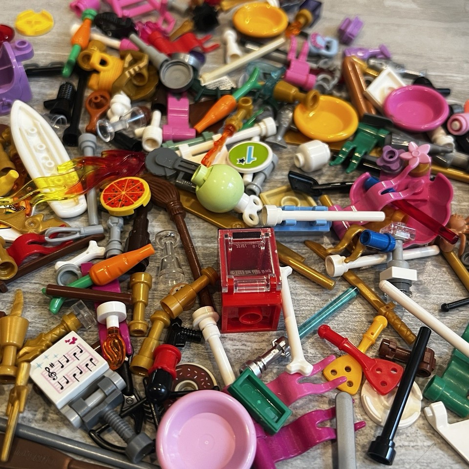 20 Pieces ~ LEGO Minifigure Bulk Accessories LOT RANDOM Tools, Weapons ...