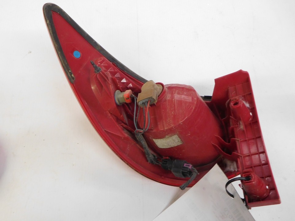 OEM Chevy Traverse Right Tail Light Assembly 2009 2010 2011 2012 | eBay