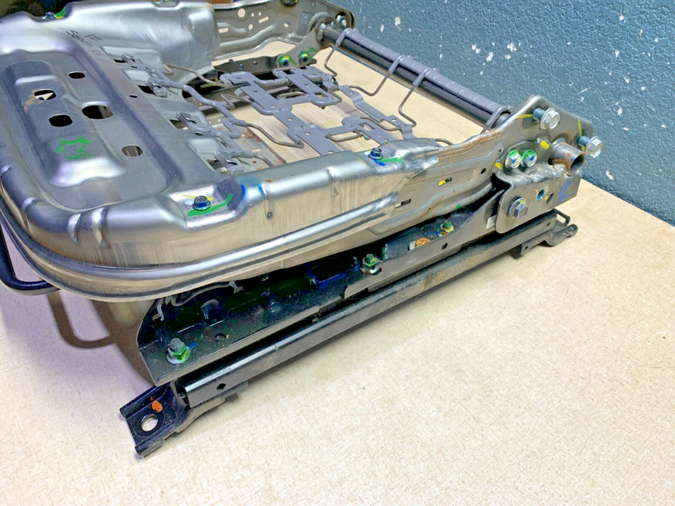 11 12 13 14 HYUNDAI SONATA RIGHT FRONT SEAT BOTTOM PAN & TRACK ASSEMBY ...