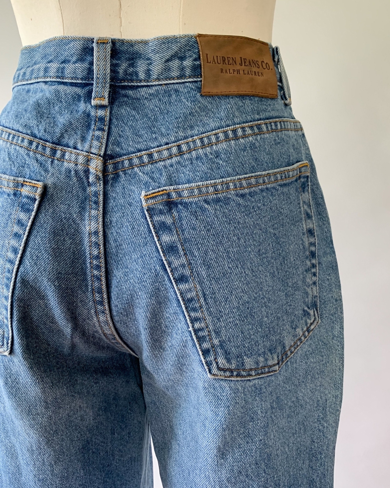 Vintage 1990s Lauren Jean Co Straight Leg Faded Blue … - Gem