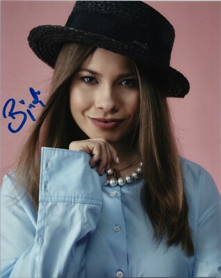 ~~ BINDI IRWIN Authentic Hand-Signed "ZOOKEEPER ~Crocodile Hunter" 8x10 ...