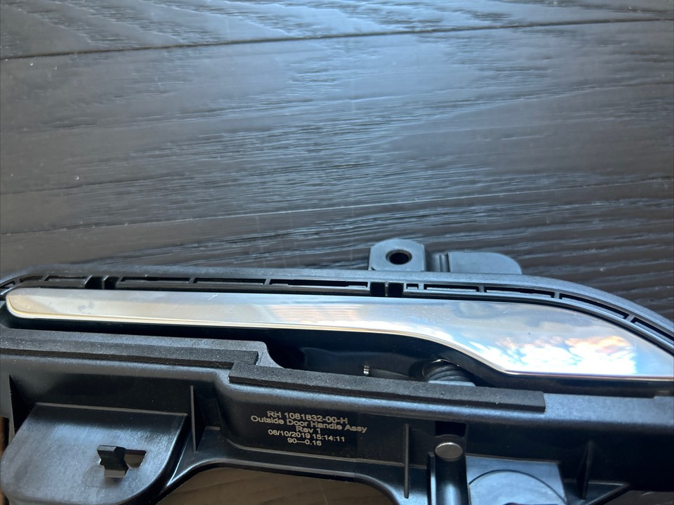 Tesla Model 3 Door Handle Right Passenger Side OEM 2018 2019 2020 ...