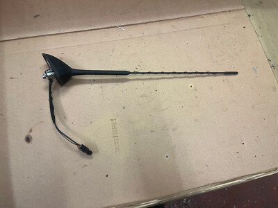FORD FOCUS MK3 2013 Ariel Aerial Antenna WITH BASE 2011-2014 AM5T-1882B ...
