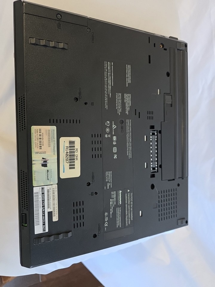 IBM LENOVO THINKPAD R60 Dual Core Laptop 250GB HDD 2GB RAM No HD No ...