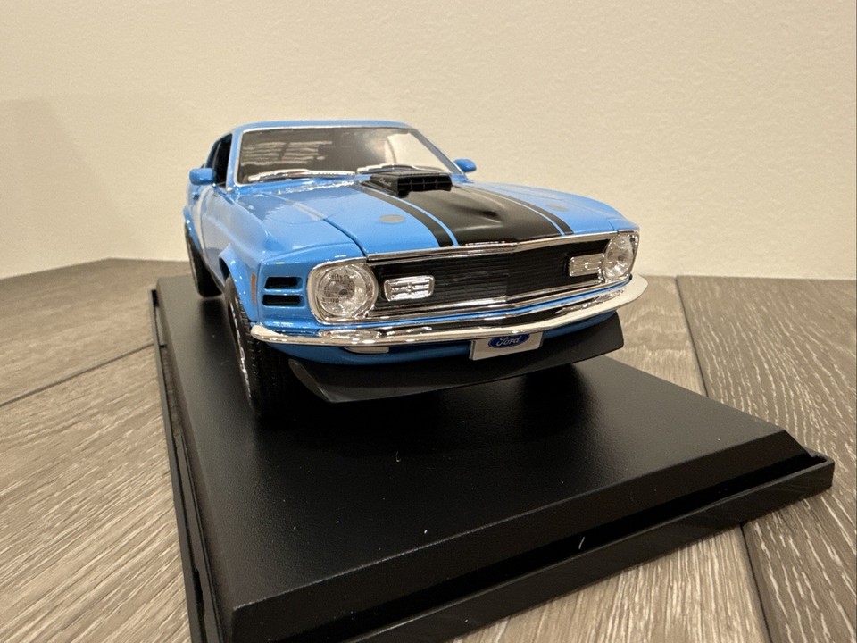 BACK IN** 1970 Ford Mustang Mach 1 - Blue 1/18 Scale Maisto Exclusive ...