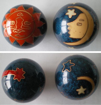 PAIRE DE BOULES ANTI-STRESS MUSICALES | eBay