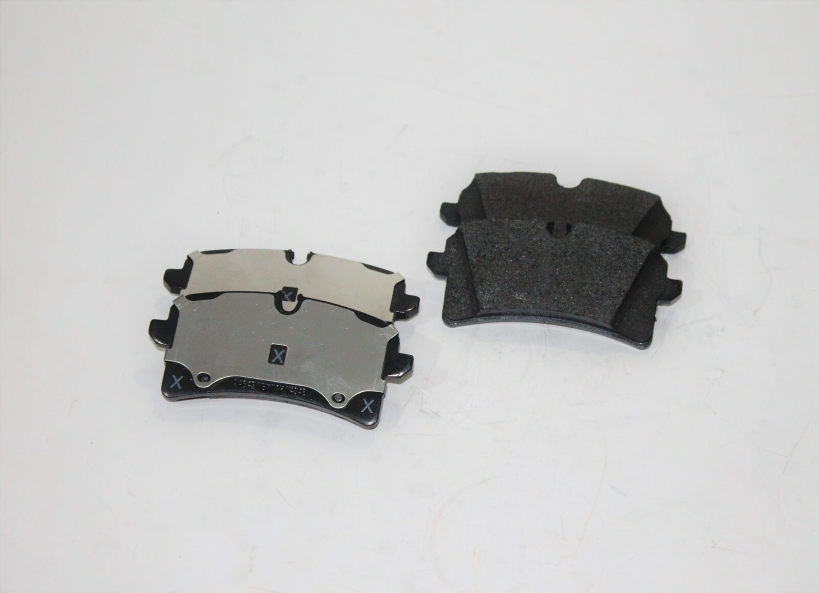 2010 Bentley Mulsanne Rear Brake Pads 3Y0698451B on for sale online | eBay