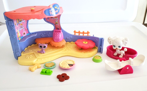 Littlest Pet Shop Bakery Center Playset LPS White Poodle Dog and Purple ...