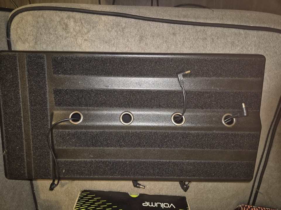 Guitar Pedal Purge !powered Pedal Board With Lot Of Pedals | eBay