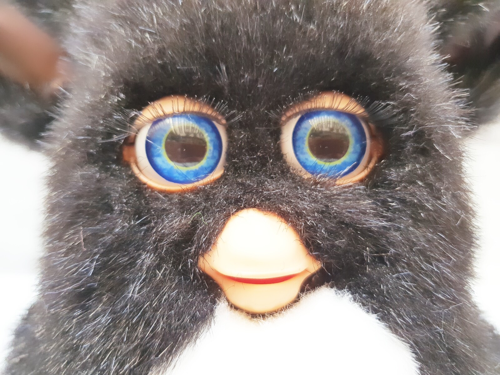 Furby 2005 emoto tronic model 59294 CHARCOAL black and white furby ...