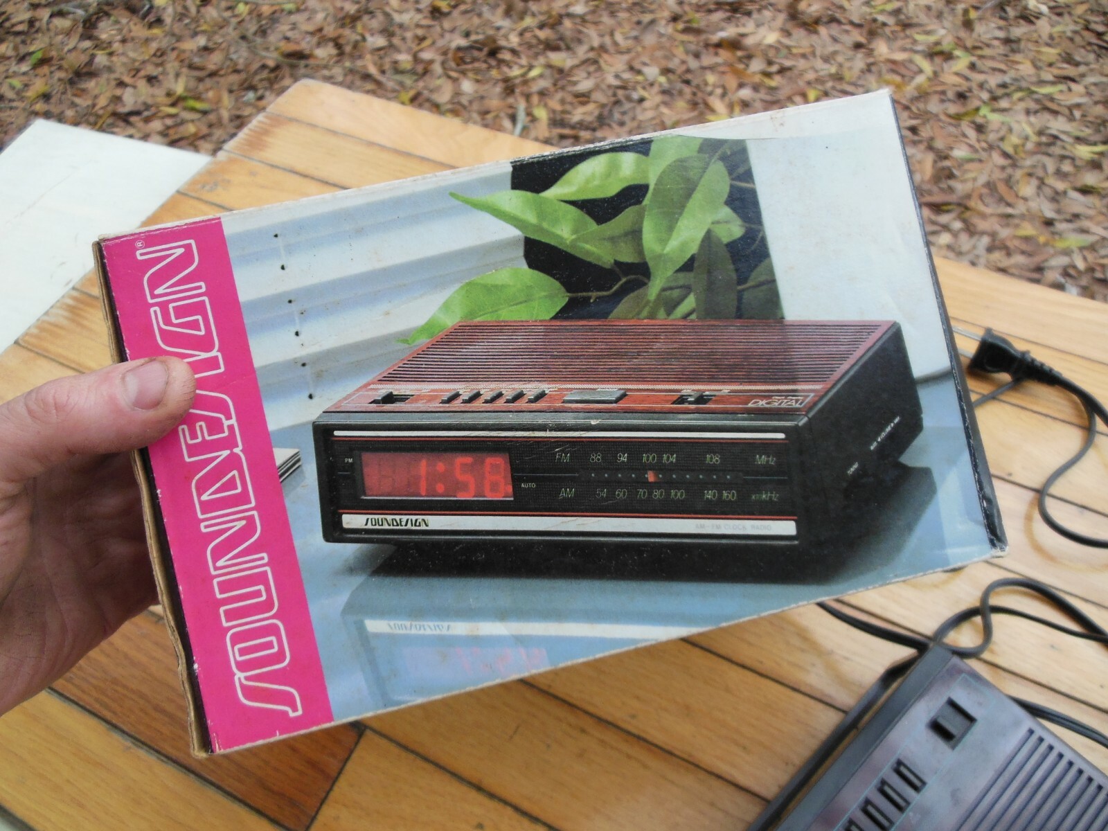 New Vintage Sound Design Alarm Clock 3620 WAL AM FM Radio Parts Repair ...