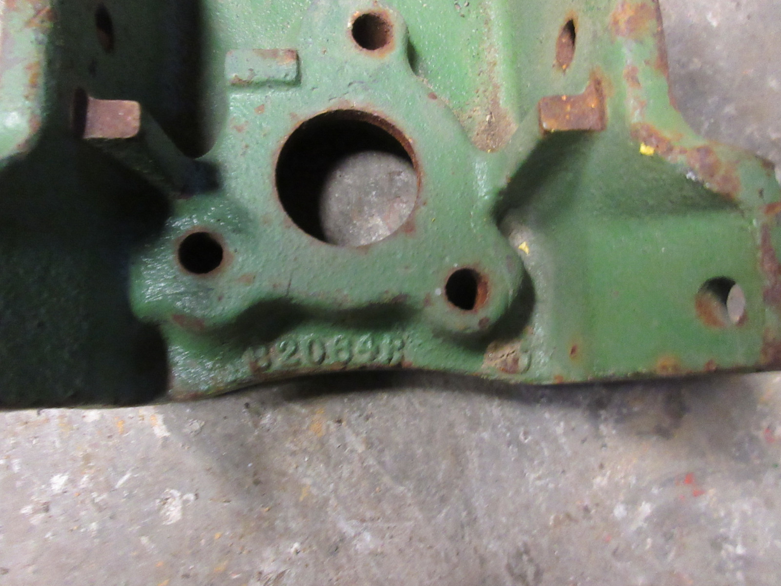 John Deere B PTO casting shied B2064R Fits early B NOS | eBay