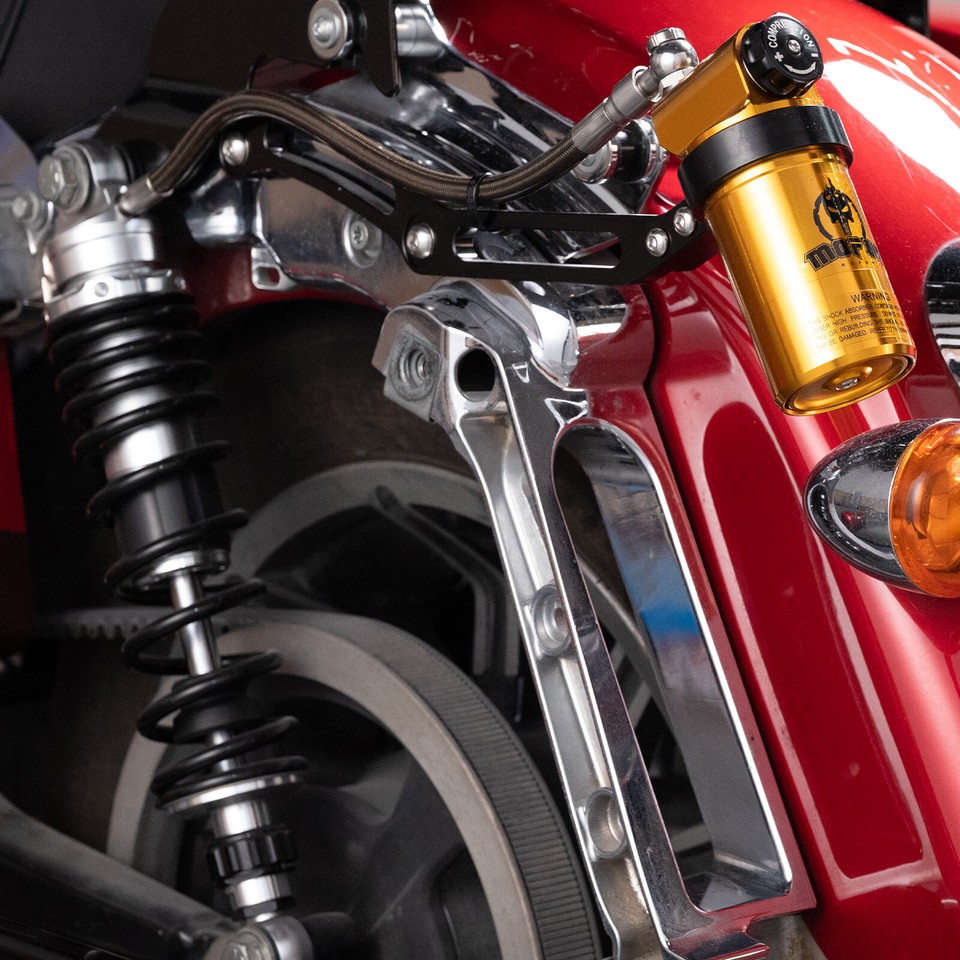 Remote Reservoir Rear Suspensions Shocks Fit For Harley Road Street ...