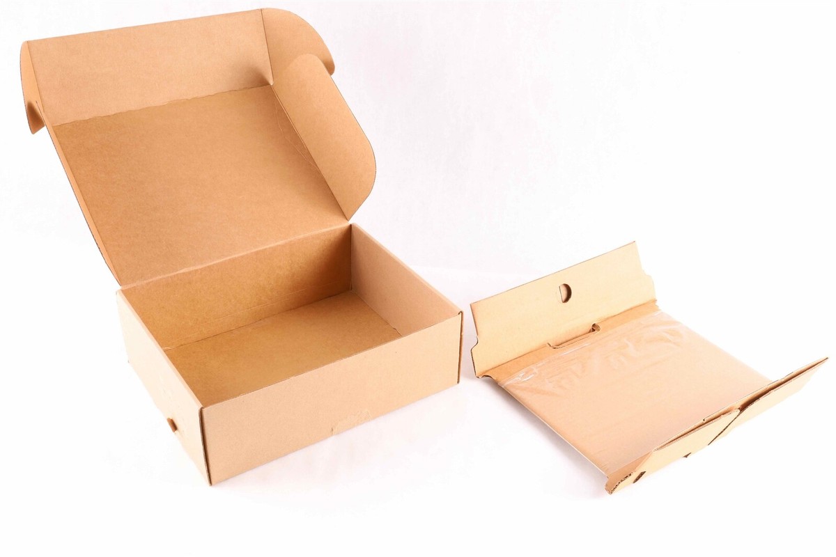 Locking Corrugated Boxes