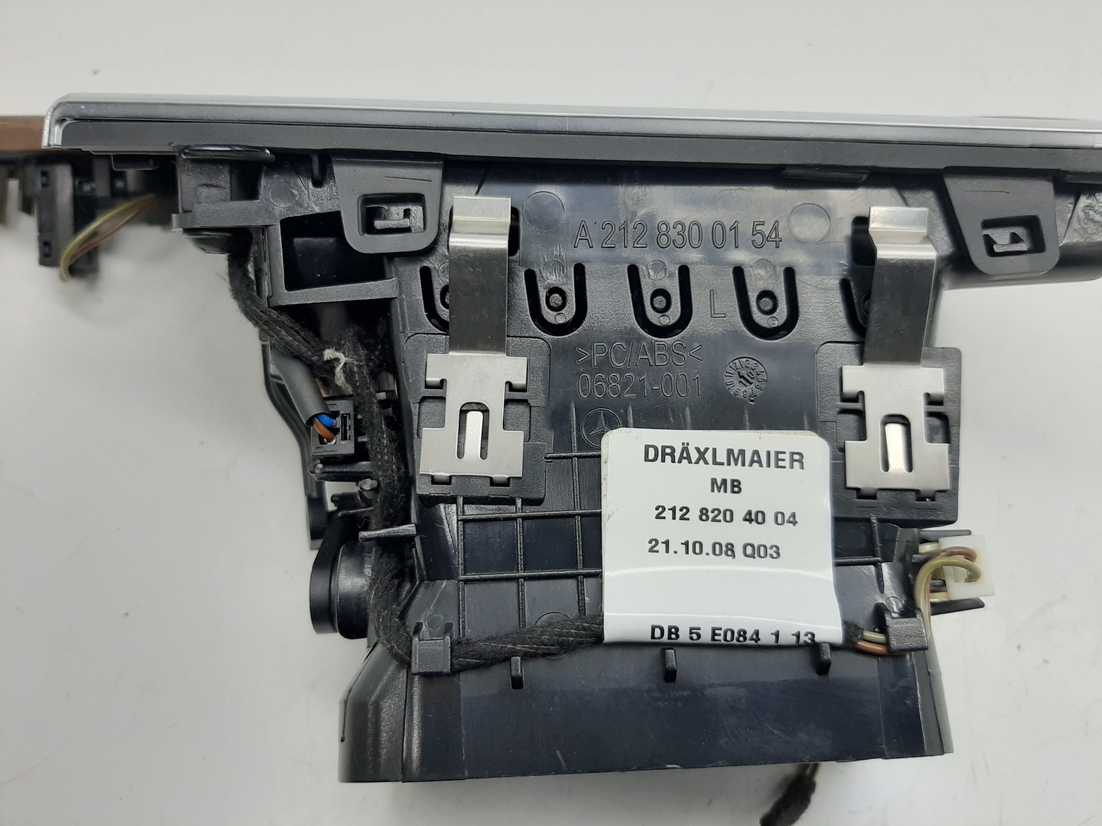 MERCEDES-BENZ E Dashboard Air Vents A2128300154 A2128204004 A2126800571 ...