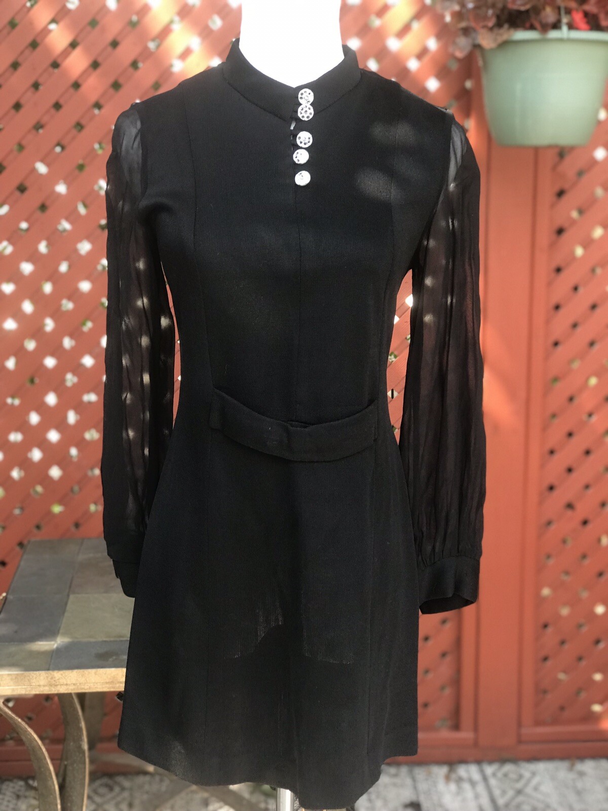 1960s Mod Short Shift Dress Yellow Black Cocktail Gog… - Gem