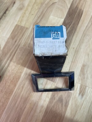 1 NOS 1968 CHEVY CORVETTE CAMARO NOVA REAR SIDE MARKER LIGHT BEZELS GM ...