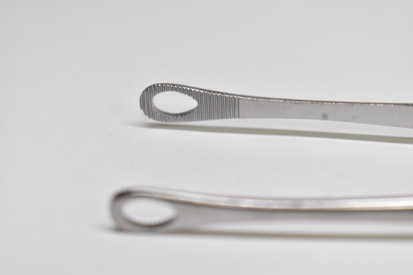 Sklar 22-7470 Tuttle Dressing Forceps 7" OR Grade Stainless with Light ...