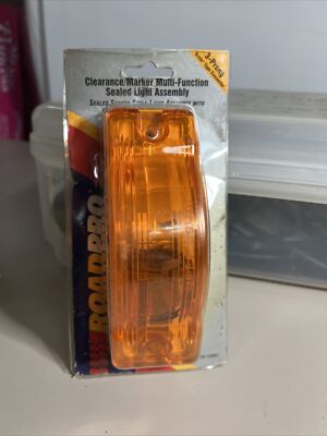 NEW ROADPRO RP-53063 LIGHT WITH 3-PRONG GROTE TYPE CONNECTOR AMBER LENS ...
