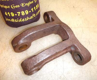 ROCKER ARM BRACKET MOUNT for a 2-1/2HP IHC FAMOUS or TITAN Hit & Miss ...