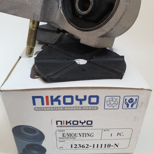 TOYOTA GENUINE Sera Engine Mount Insulator RH Starlet 12362 - 11110 NEW ...